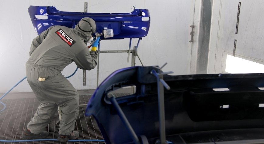 Tak pracują najlepsi lakiernicy w kraju! [FILM]